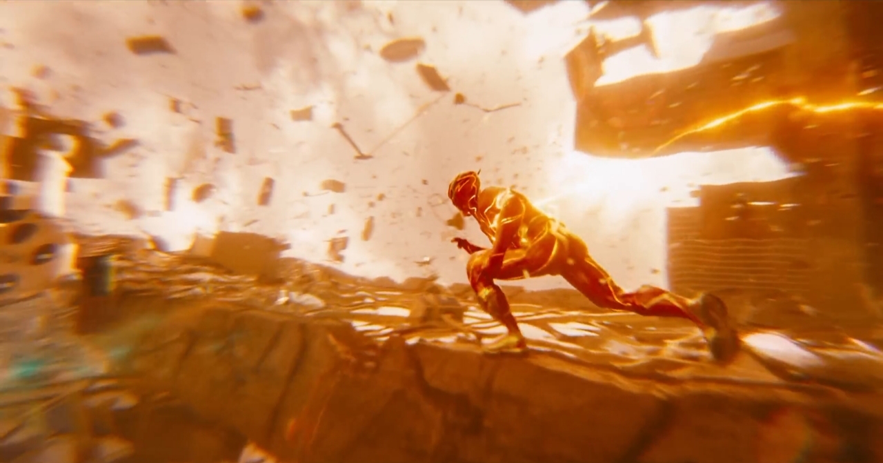 The Flash Debuts At Cinema Con And A New Trailer Debuts Online – Red's ...